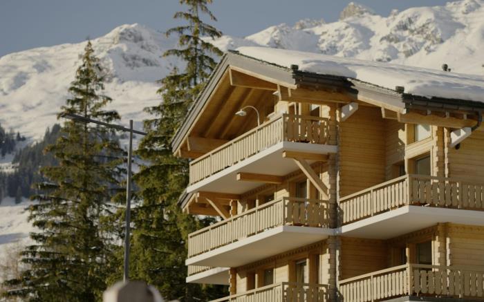 Luxury Ski Chalets in the Swiss Alps | My Private Villas